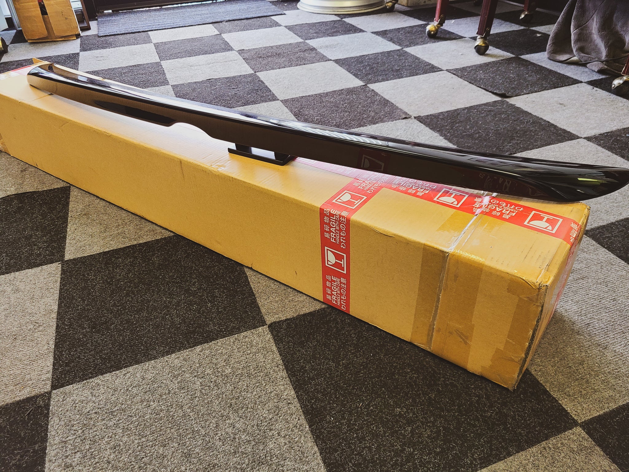 Lexus LS460 LS600hl ver.S OEM rear spoiler – sevenspeedshop